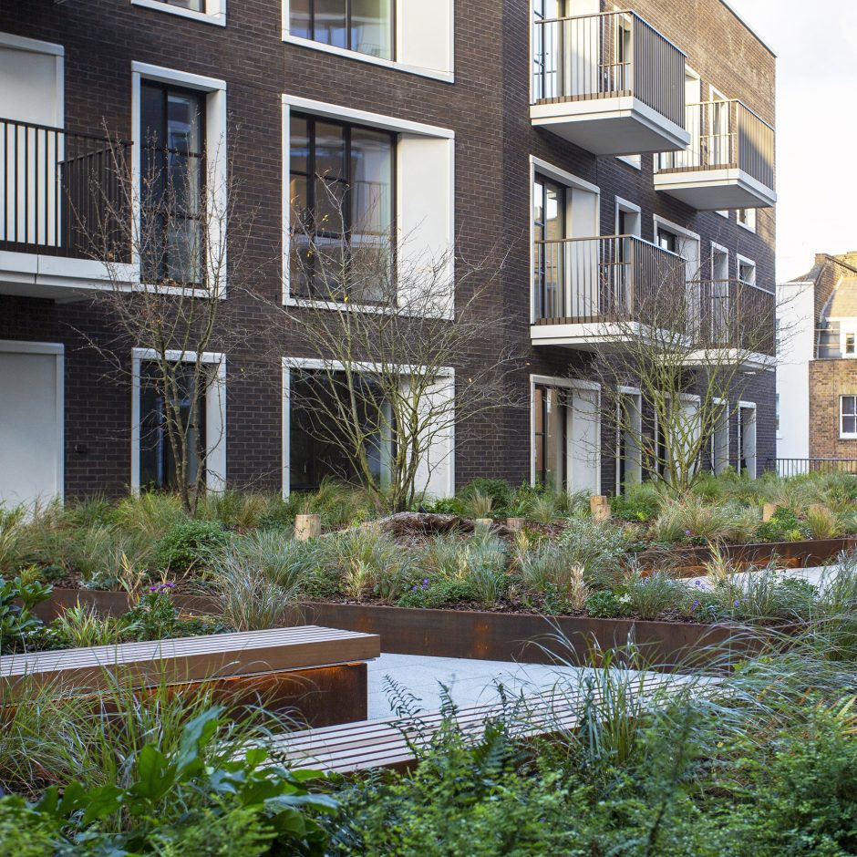 101 on Cleveland Landscape | Assael